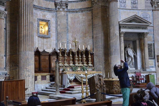 Pantheon Elite Guided Tour - Rome's Iconic Ancient Temple - Group Size, Timing, and Accessibility