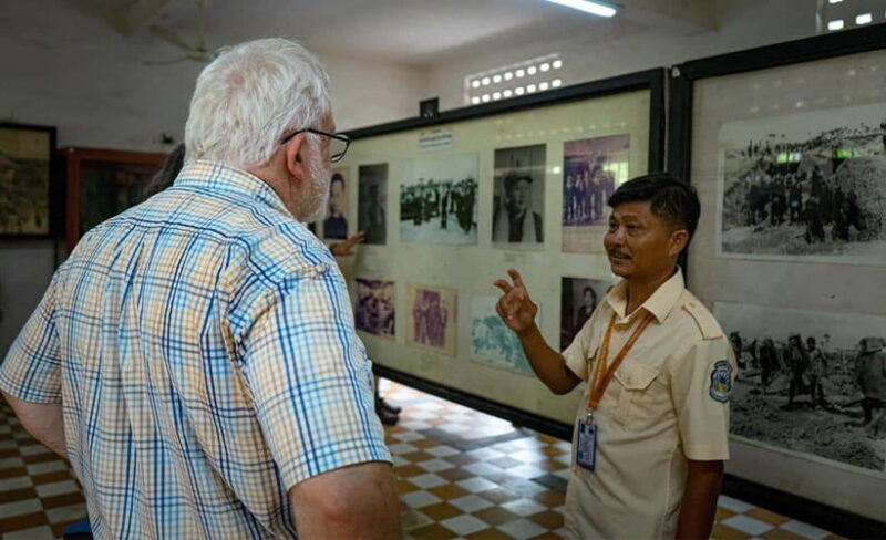 Phnom Penh :S21 Tuol Sleng Museum & Killing Field with Lunch - The Itinerary in Detail