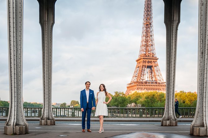 Photo shoot in the Eiffel Tower area - Why This Photoshoot Is a Great Choice for Your Paris Trip