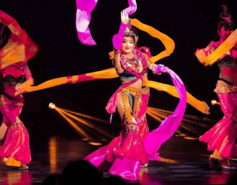 Phuket Enchanting Cabaret Night Experience - A Secret Thai Dinner