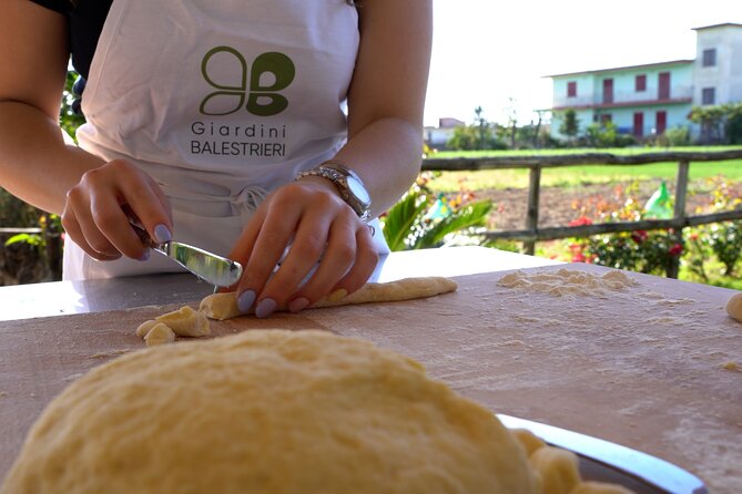 Pompeii: guided tour of the ruins and cooking class fresh pasta - The Cooking Class: From Garden to Table