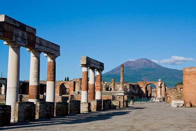 Pompeii private tour with expert guide in archaeology - Final Thoughts: Is This Tour Right for You?