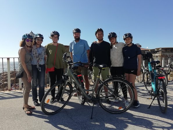 Porto: 3-Hour Old Town & Riverside Bike Tour - Guided Experience - What the Tour Includes and What It Doesn’t