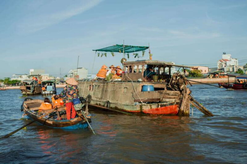 Premium Can Tho Floating Market and Rural Cycling Tour - A Close Look at the Experience