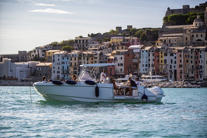 Private Boat Tour Cinque Terre and Gulf of Poets - Flyer 9 - Dining and Drinks on Board