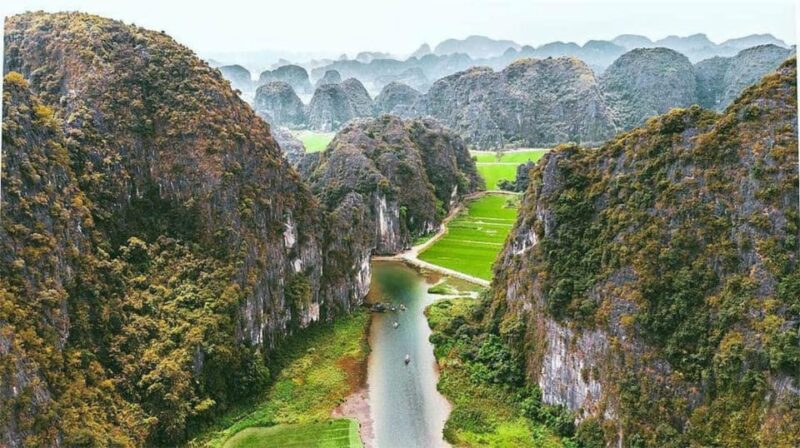 Private Day Trip: Quang Phu Cau, Hoa Lu, and Tam Coc - Exploring Quang Phu Cau Incense Village