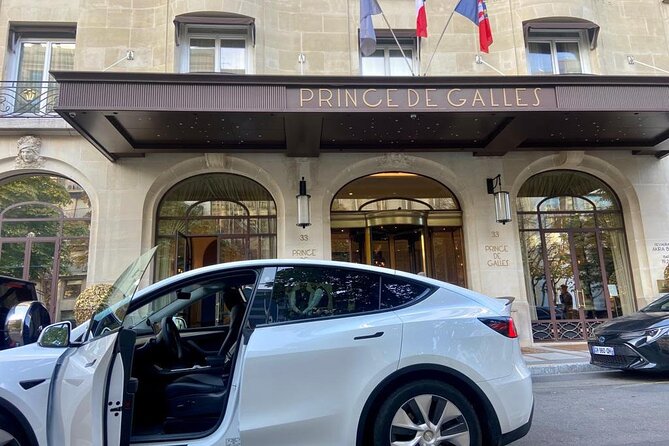 Private Driver between Paris and Charles De Gaulle / Orly Airport - Why This Service Is Worth It