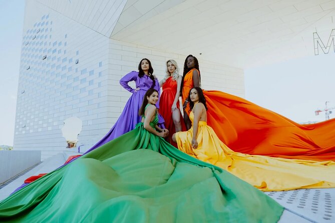 Private Flying Dress Photoshoot Experience by the Eiffel Tower - Where Does the Photoshoot Take Place?