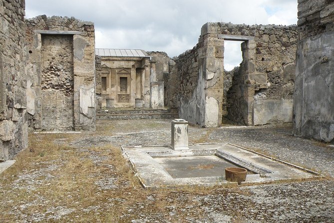 Private Full Day Tour to Pompeii and Amalfi Coast from Rome in Fast Train - The Itinerary in Detail