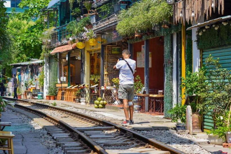 Private Hanoi Walking Tour with visit Train Street - What Makes This Tour Special?