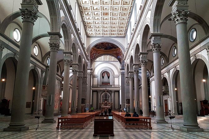 Private Medici Walking Tour  Discover Florences Royal Past - Discovering Florence’s Medici Roots