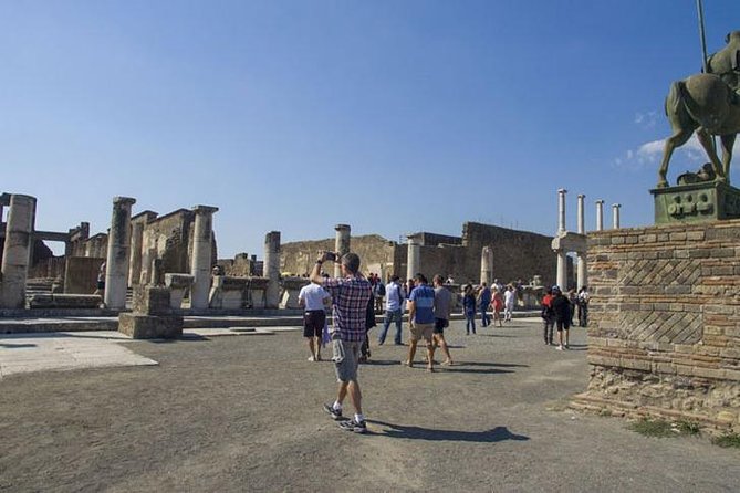 Private Pompeii & Amalfi Coast Shore Excursion from Naples Port - Visiting Pompeii: Walking Through Time
