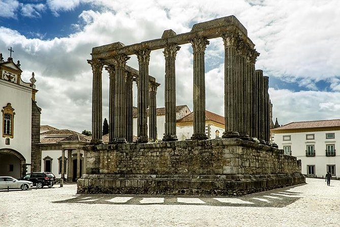 Private Tour to Evora and Monsaraz from Lisbon - The Experience: What Travelers Say