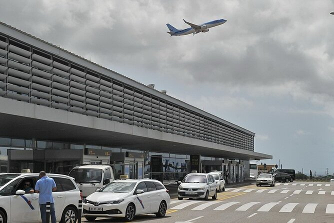 Private Transfer Airport Reus to Barcelona - Duration and Timing