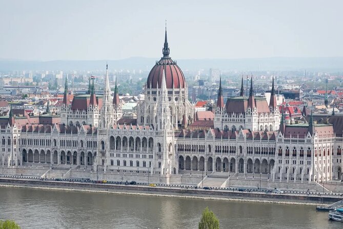 Private Transfer from Budapest to Prague - Detailed Breakdown of the Experience