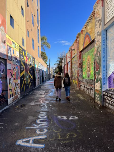 San Francisco : Mission and Castro districts tour in French - Street Art and Cultural Vibes