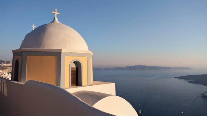 Santorini Shore Excursion: Private Tour of Oia and Fira, including Museum of Prehistoric Thira and Wine Tasting - A Closer Look at the Itinerary