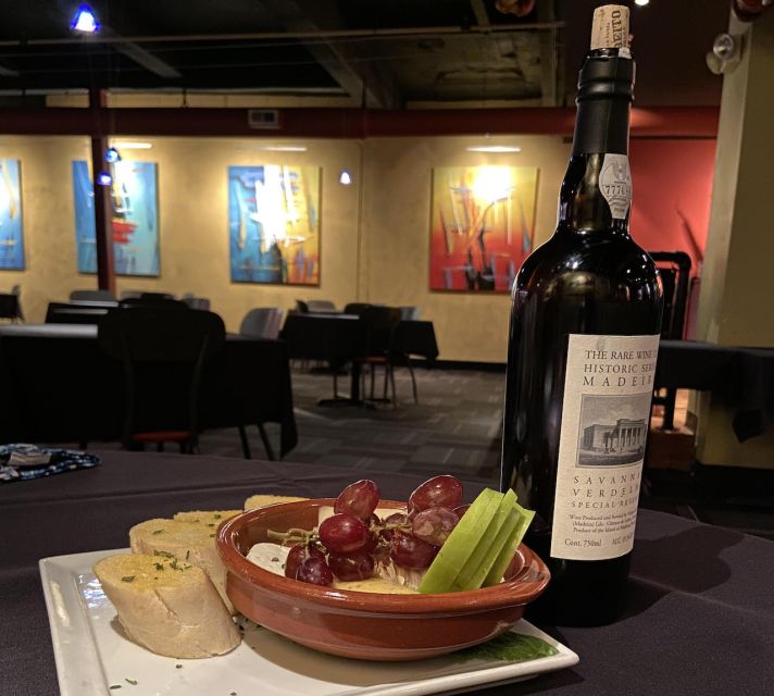 Savannah: Historic Drinks in a Historic City - A Walk Through Savannah’s Squares and Streets