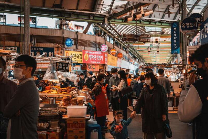 Seoul : Best of Seoul Private Walking Tour - Authentic Experiences and Real Guest Feedback