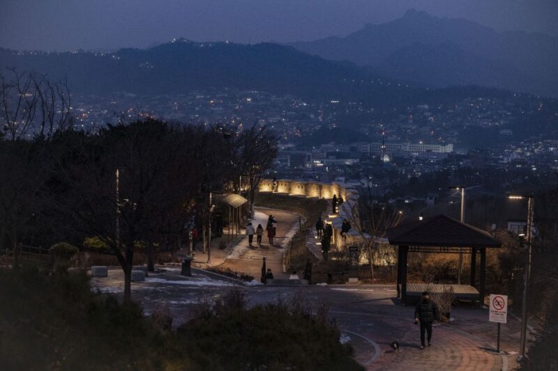 Seoul: Nighttime Hidden Gems Walking Tour - What We Love & What to Consider