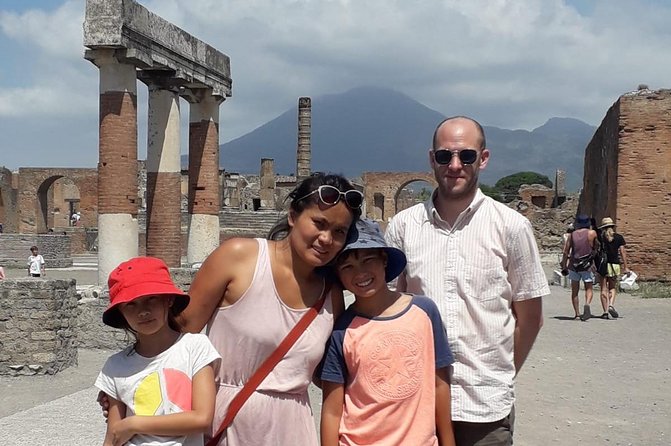 Shore Excursion Tour for Kids from Naples Port to Pompeii and Vesuvius - Deep Dive into the Itinerary