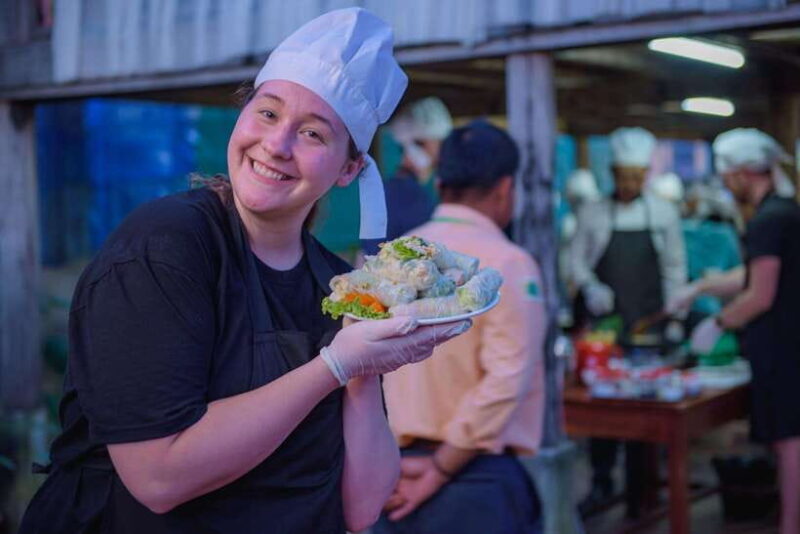 Siem Reap: Guided Day Trip to Local Village & Cooking Class - Shopping at the Local Market