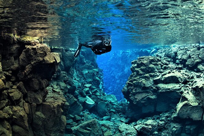 Silfra Fissure Snorkeling From Reykjavík - Free Underwater Photos - In-Depth Breakdown of the Tour Itinerary