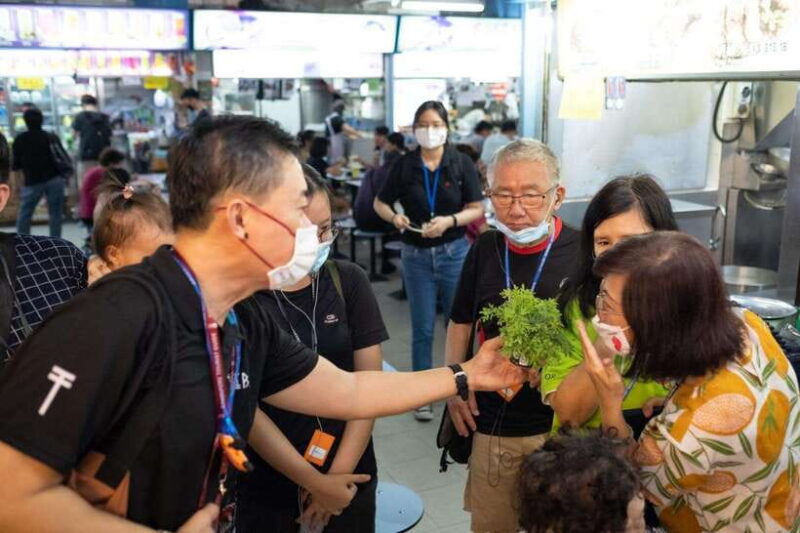 Singapore: Singapore Food Tours - Chinatown Complex Hawker - The Food Highlights