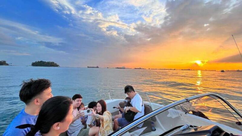 Singapore: Southern Island Cruise & Dining at Clubhouse - The Dining Experience at the Clubhouse