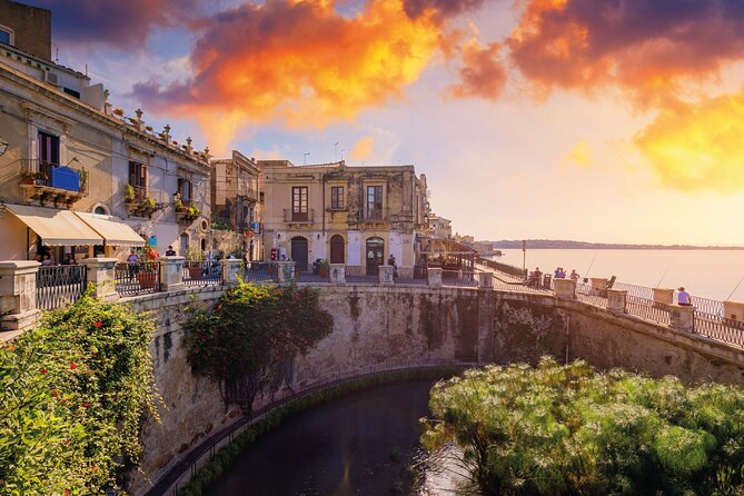 Siracusa Walking Tour with Audio and Written Guide by a Local - What Travelers Say