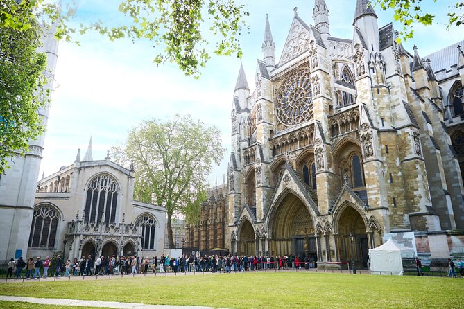 Skip the Line Tower of London & Westminster Tour and River Cruise - What It Means for You: The Value of This Tour
