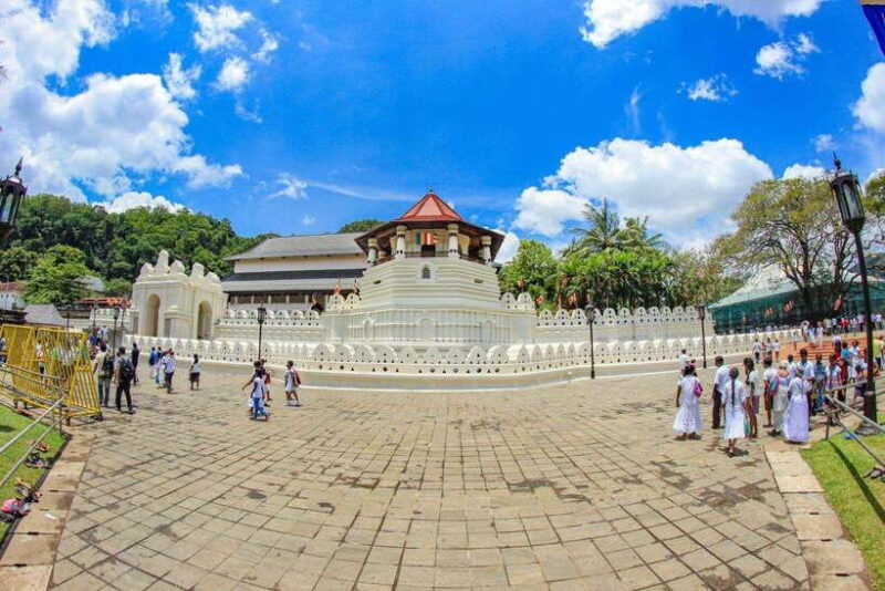 Sri Lanka: 3N4Day guided FULL TOUR with hotel accommodations - What the Tour Includes & What to Expect