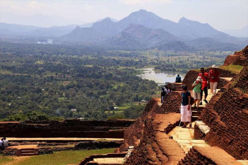 Sri Lanka: Sigiriya, Dambulla Highlights Day Tour And Safari - Dambulla Golden Temple: A Sacred Cave Complex