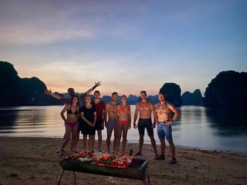 Sunset and Magical Bioluminescence plankton Night Kayak Tour - Detailed Breakdown of the Experience