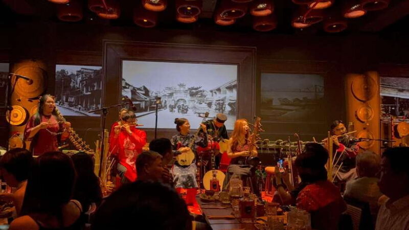 Sunset Dinner Cruise, Chào Show Traditional Music Tour - Summary: Who Will Love This Tour?