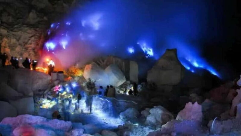Surabaya/Malang: 3-Day Tumpak Sewu Bromo Ijen Volcano Tour - Transportation and Comfort