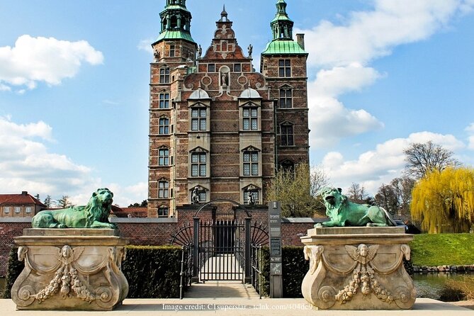 The Best of Copenhagen: Private Half-Day Highlights Walking Tour - What the Tour Offers