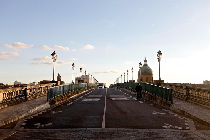 Toulouse: Private guided walking tour - Who Should Consider This Tour?