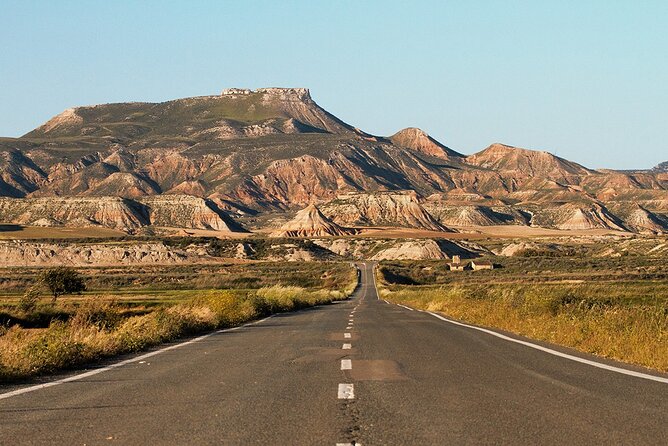 Tour of Tudela and the great desert of Europe. - Transport and Comfort