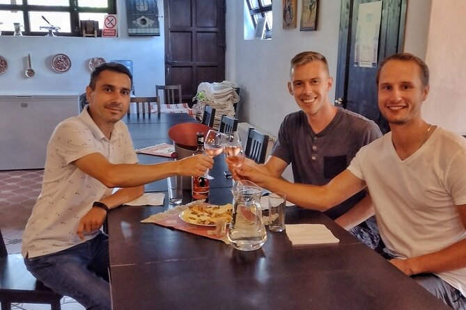 Traditional lunch and Old Town Private Tour with a local guide - Practical Details and What to Expect