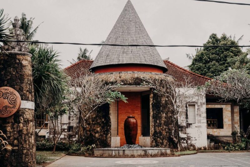 Ubud: 2-Hour Make Your Own Silver Jewellery Class - The Venue: Krisna Yuna Gallery