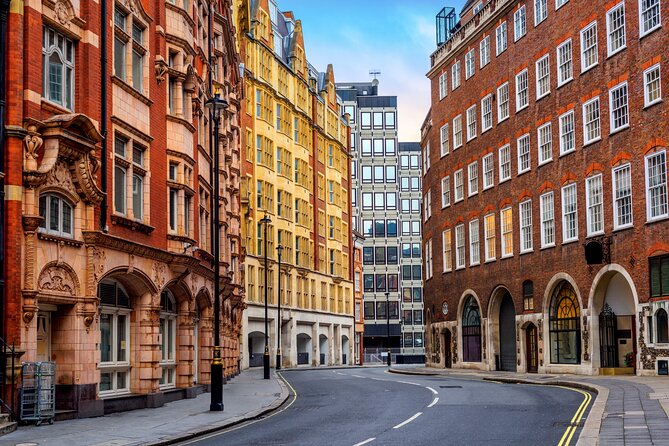 V&A Victoria and Albert Museum Guided Tour in South London - The Value of the Tour