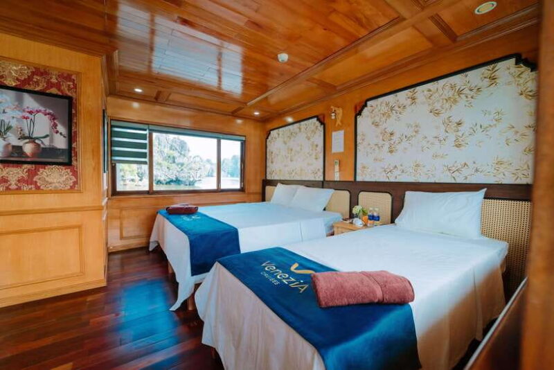 Venezia cruises 2D1N with small group (NB - Cruise -HN) - What Sets This Tour Apart