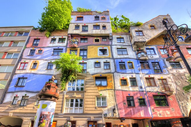 Vienna Scavenger Hunt and Highlights Self-Guided Tour - Who Should Consider This Tour?