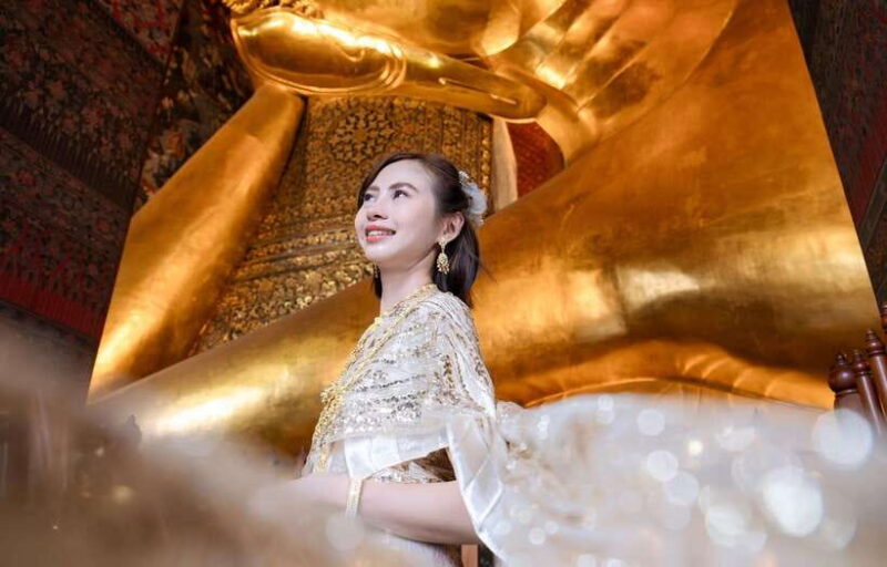 Wat Arun Photoshoot in Thai Costume: Bangkok, Thailand - What to Expect from Your Wat Arun Photoshoot