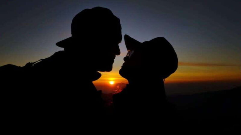 Yogyakarta : VW Borobudur Setumbu Sunrise Guide Tour - Timing and Starting Points — Why Early Matters