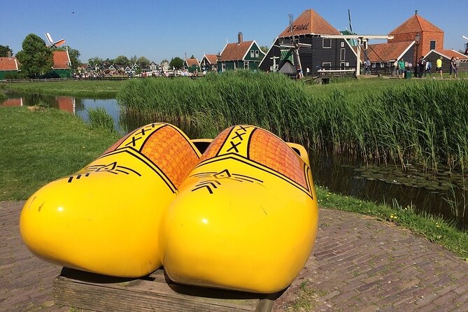Zaanse Schans private tour Windmills 1/2 day in Jaguar S Type - The Sum Up