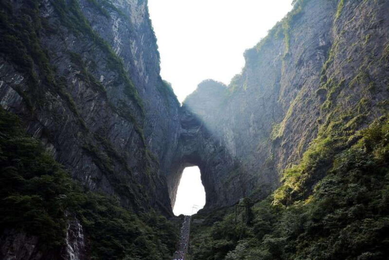 Zhangjiajie: Tianmen Mountain and Forest Park Private Tour - The Worlds Longest Cable Car: A Feather in Your Cap