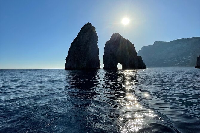 3 hour private boat tour on the island of Capri - Introduction