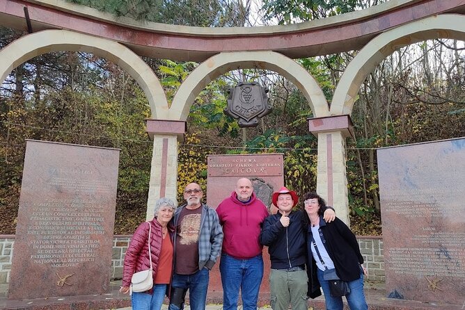 1 DAY:Chisinau Sightseeing Tour &Cricova Cellar wine Tasting - The Experience: What You Get and What You Might Miss